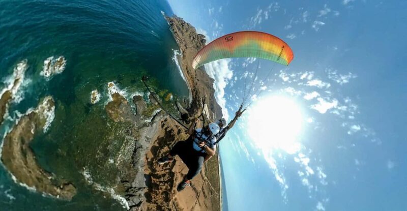 Paragliding in Puerto de la Cruz - A Closer Look at the Paragliding Experience