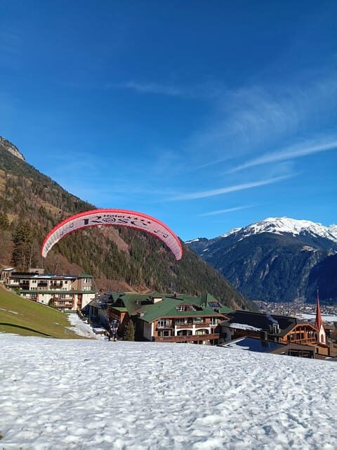 Paragliding Tandem Flight - What to Expect from the Flight