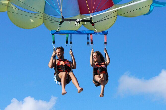 Parasailing - Adventure from Cancun - Practical Details and What You Should Know