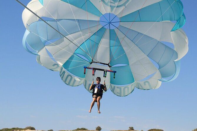 Parasailing Adventure in Los Cabos! Single - A Closer Look at the Parasailing Experience