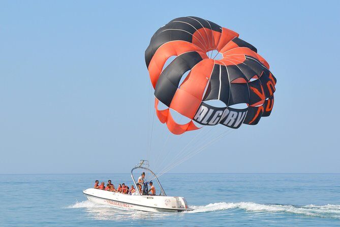 Parasailing from Vilamoura - Who Will Love This Tour?