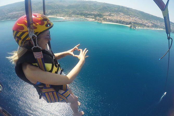 Parasailing Single Flight to Tropea in Small Group - The Experience in Detail