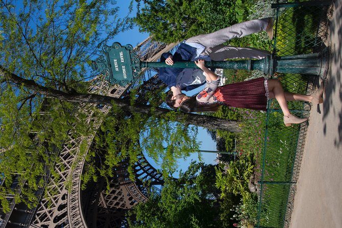 Paris 2-Hour Eiffel Tower Walking Tour with Professional Photo Shoot - The Sum Up