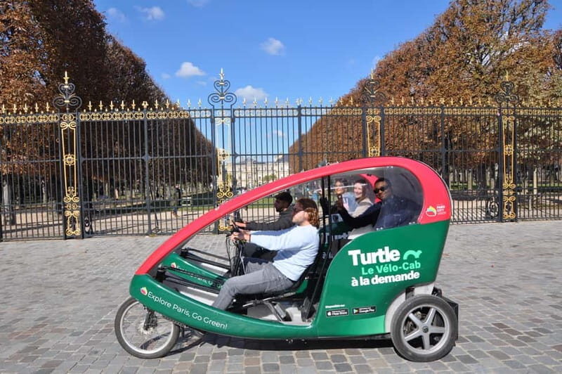Paris: 2 hours Emily Tour in a Private Rickshaw bike - Who Should Consider This Tour?