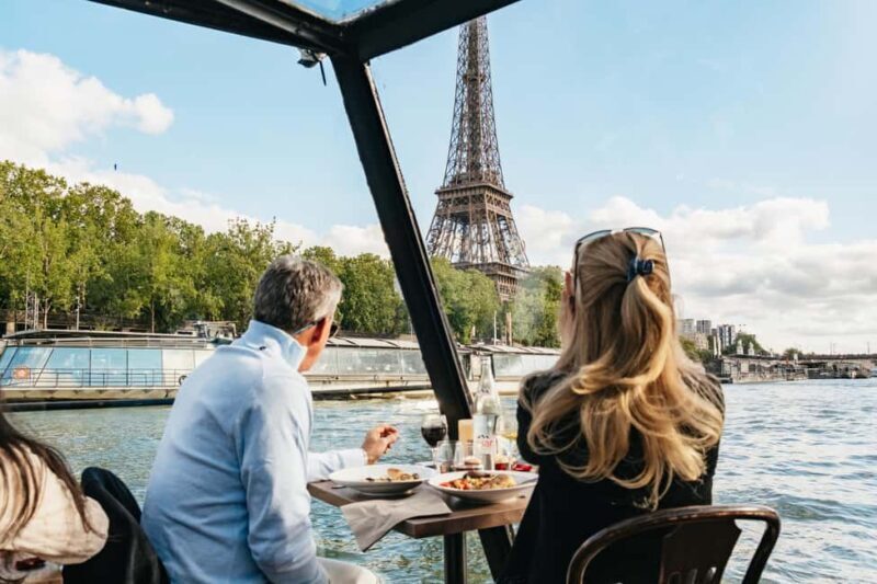 Paris : 3-Course Gourmet Dinner Cruise on Seine River - The Food and Drinks