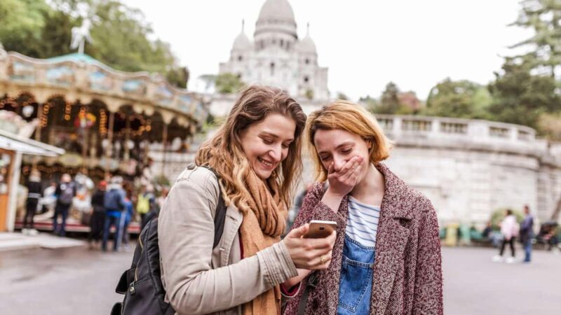 Paris: 3-Hour Private Tour from Champs Élysées to Montmartre - Exploring Paris: A 3-Hour Private Tour from Champs Élysées to Montmartre