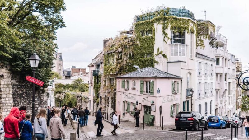 Paris: 3-Hour Private Tour from Champs Élysées to Montmartre - Key Points