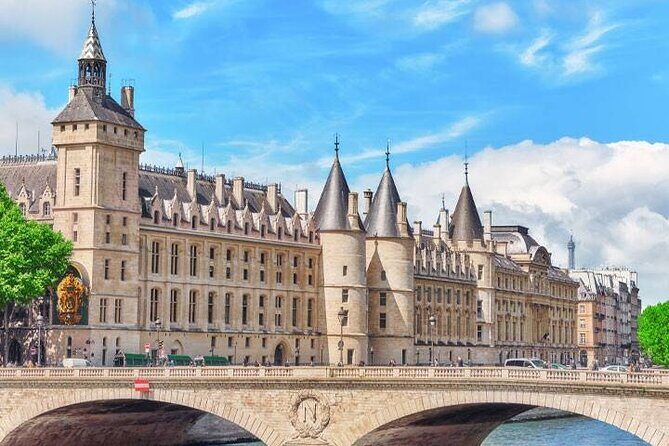 Paris Airport CDG Round-Trip Private Transfers - The Sum Up