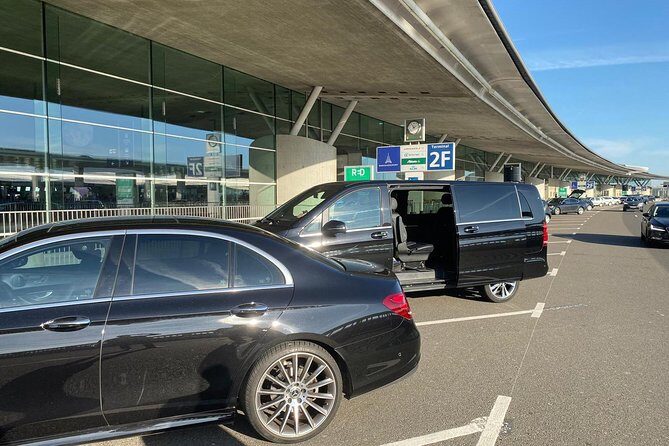 Paris Airport Transfers - Private Car - What Makes This Airport Transfer Stand Out?