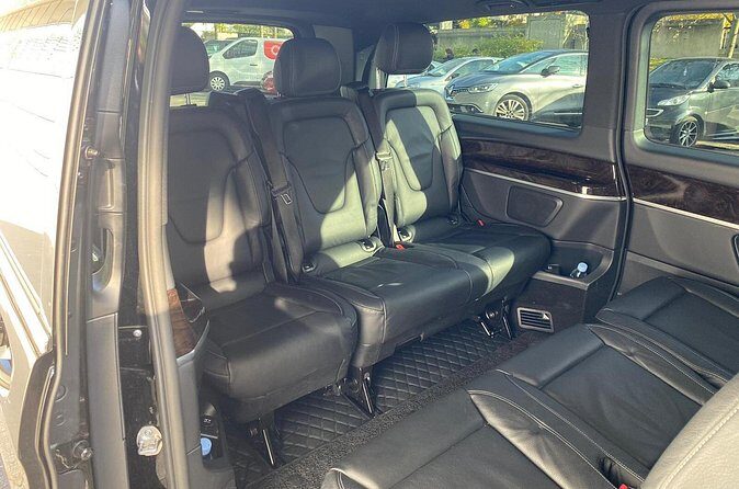 Paris Airport Transfers - Private Van - Detailed Breakdown of the Transfer Experience