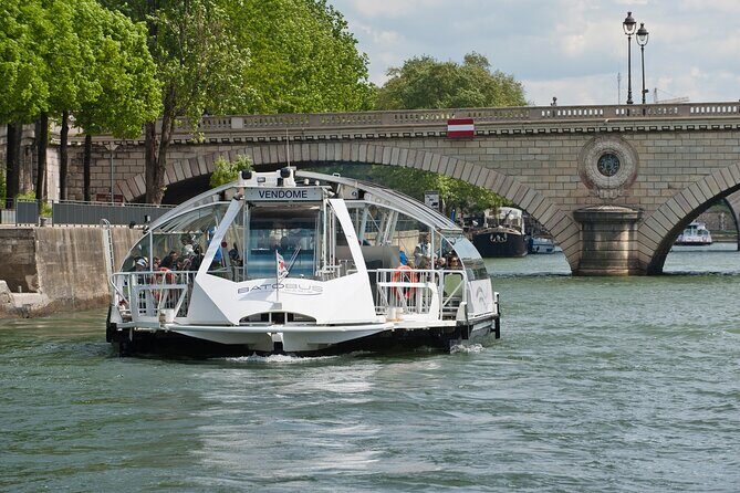 Paris: Batobus Hop-On Hop-Off Cruise & Landmarks Audio Tour - Is This Tour Worth It?