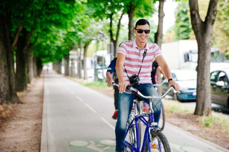 Paris Bike and Electric Bike Rentals - Key Points