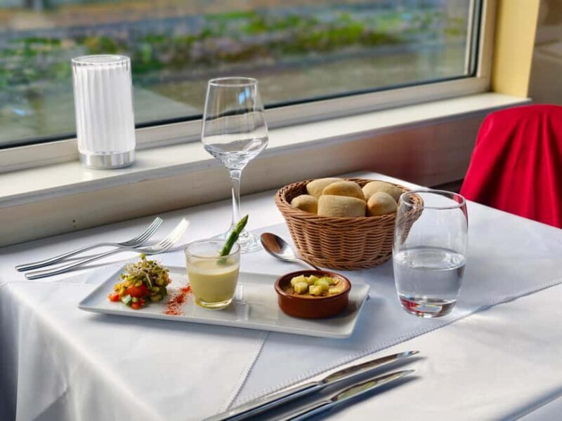 Paris : Bistronomic early dinner cruise - Key Points