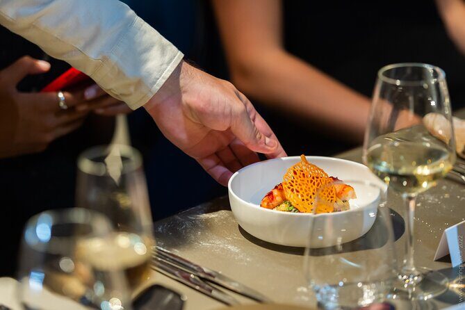 Paris by Rail - Sightseeing Bus and Eiffel Tower Champagne Lunch - FAQs