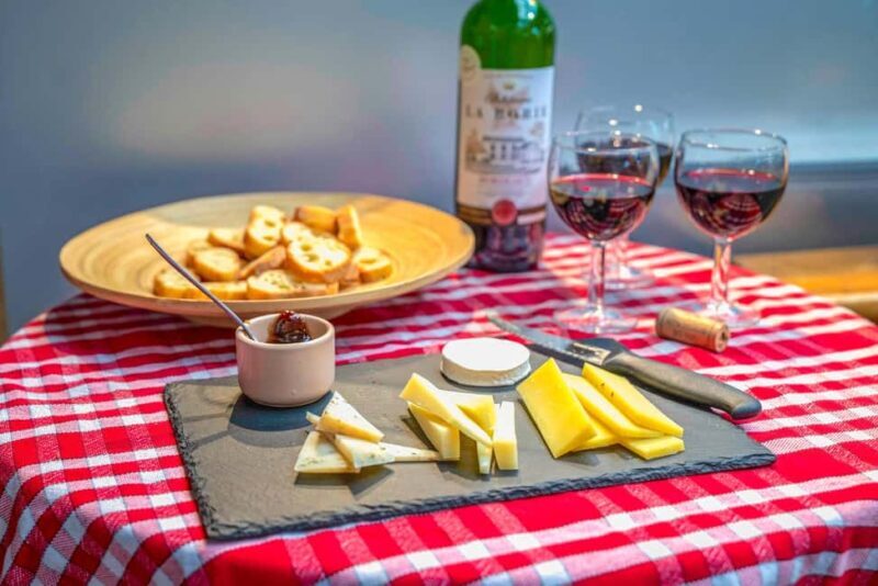 Paris: Champagne and Oysters Food Tour - Key Points