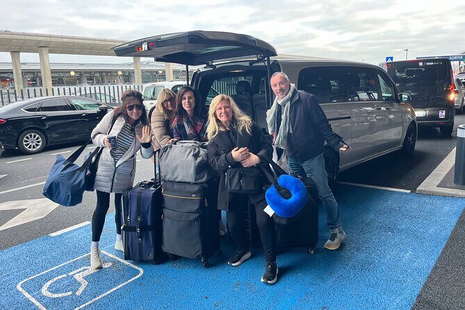 Paris Charles de Gaulle Airport Private Arrival Transfer - The Vehicle and Amenities