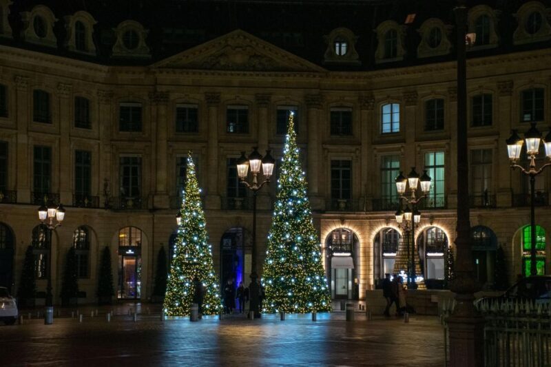Paris Christmas Lights Walking Tour with Local Guide - Who Will Love This Tour?