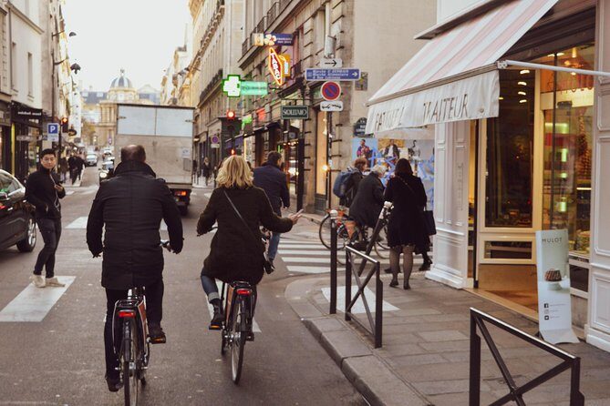 Paris: City Bike Tour on a Dutch Bike - What’s Included and What’s Not?