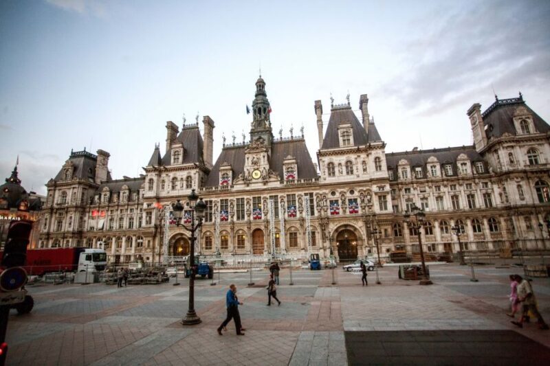 Paris: City Tour by Bus with Eiffel Tower & Optional Summit - A Deeper Look at the Tour Experience