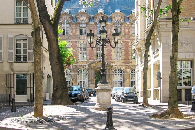 Paris Conversational French Language Class at Famed Café de Flore - The Experience in Detail