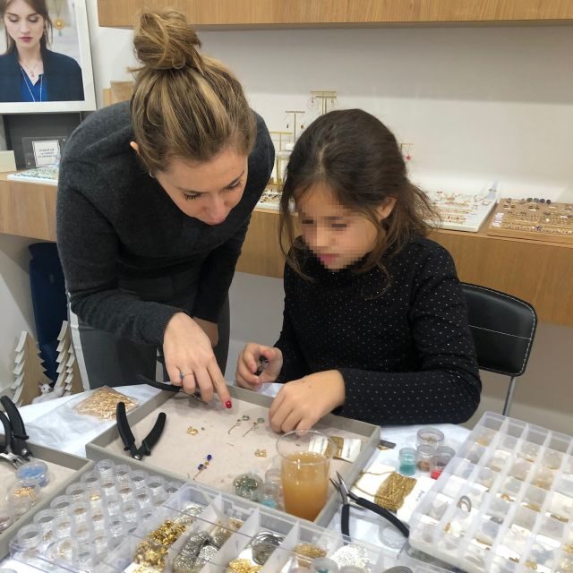 Paris: Create Your Own DIY Jewelry Souvenir Workshop - FAQ