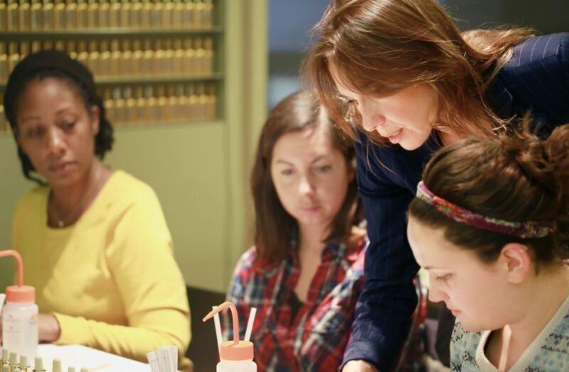 Paris: Create your Signature Scent Perfume Workshop - FAQ