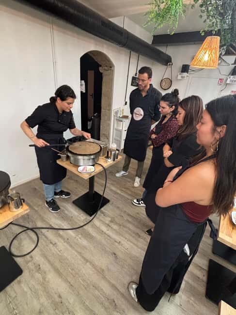 Paris: Crêpe and Galette Making Workshop with Cider - Key Points