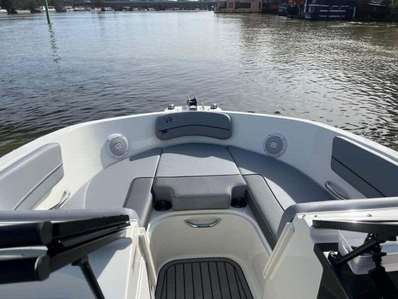 Paris : croisière privée Seine, bateau moderne - 2 heures - The Practicalities and What to Prepare