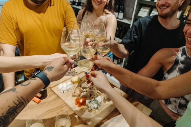 Paris Culinary Tour: 11 Tastings & 2 Wines in Le Marais - Key Points