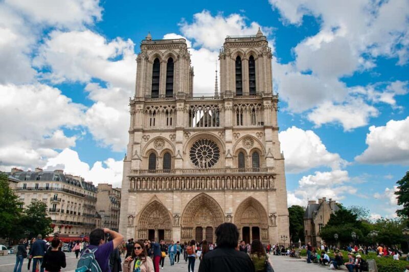 Paris: Early Access Notre Dame Cathedral Walking Tour - The Experience in Detail