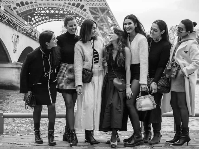 Paris: Eiffel Tower Private Photoshoot Experience - What to Expect from the Eiffel Tower Photoshoot