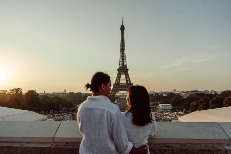 Paris: Eiffel Tower Street Photoshoot - The Experience: What Travelers Are Saying