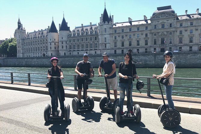 Paris: Experience Segway Top Highlights Small Group 2 Hours - Itinerary Breakdown: What to Expect from Each Stop