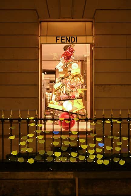 Paris: Experience the magic of Christmas on a walk with a pro photographer - The Experience from Reviewers’ Perspectives