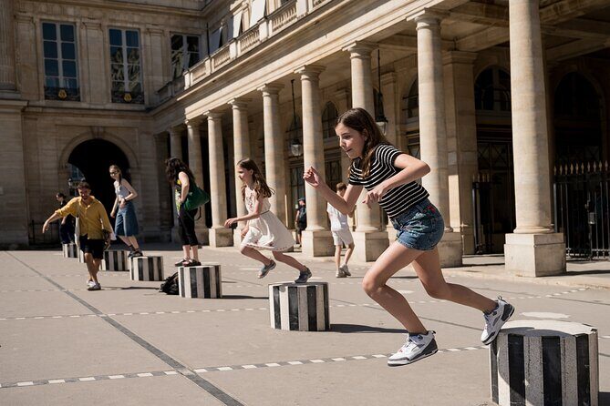 Paris Family Adventure- Time Quest For Kids + Seine Cruise Pass - Key Points