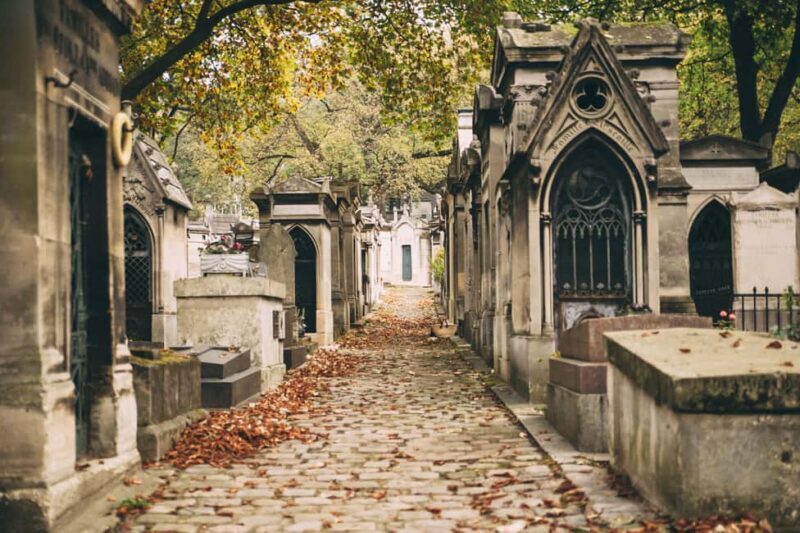 Paris: Famous Graves of Pere Lachaise Cemetery Guided Tour - The Sum Up
