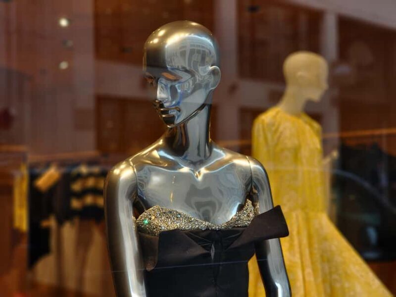 Paris: Fashion Week Haute Couture Walking Tour - Frequently Asked Questions