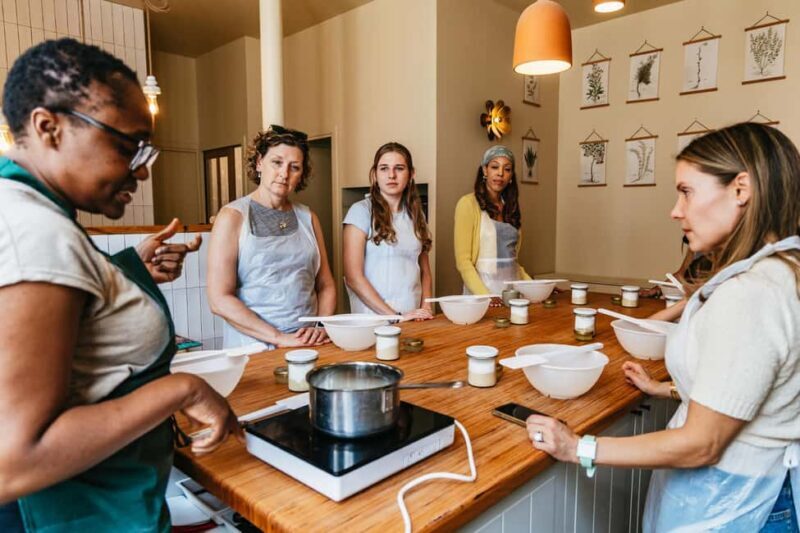 Paris: French Macaron Culinary Class with a Chef - FAQs