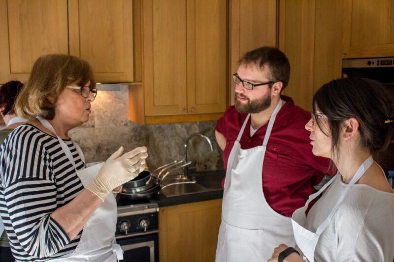 Paris: French Macarons Baking Class with a Parisian Chef - Delicious Results: Tasting and Sharing