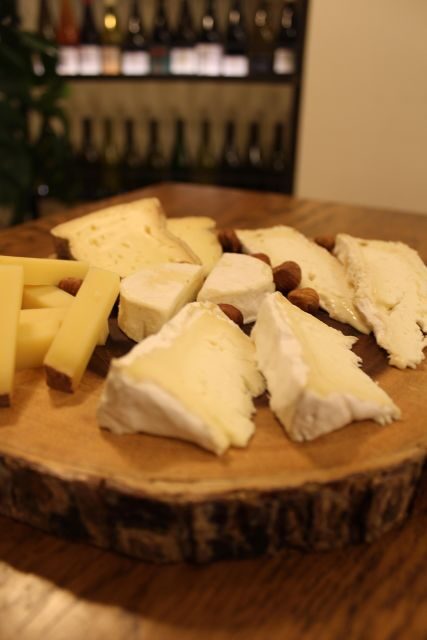 Paris: French Wine and Cheese Guided Tasting - What to Expect from the Paris Wine & Cheese Tasting