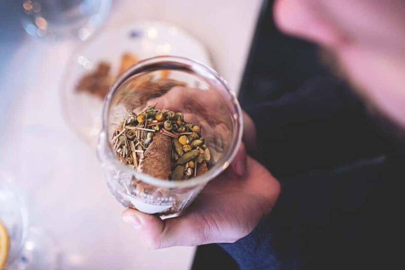 Paris gin making workshop in English - Who Will Love This Experience?