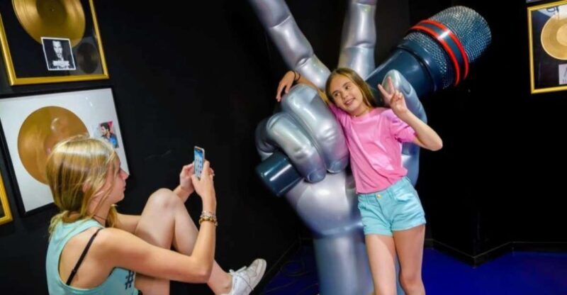 Paris: Grèvin Wax Museum and Seine River Cruise Tickets - Exploring Paris with the Grévin Wax Museum & Seine River Cruise