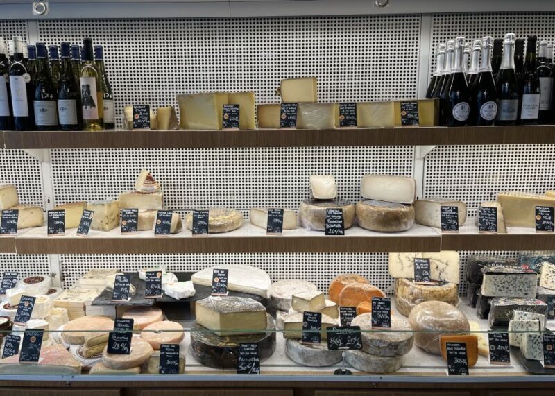 Paris: Guided Champagne & Food Tour in St-Germain-des-Pres - The Itinerary: What You Can Expect