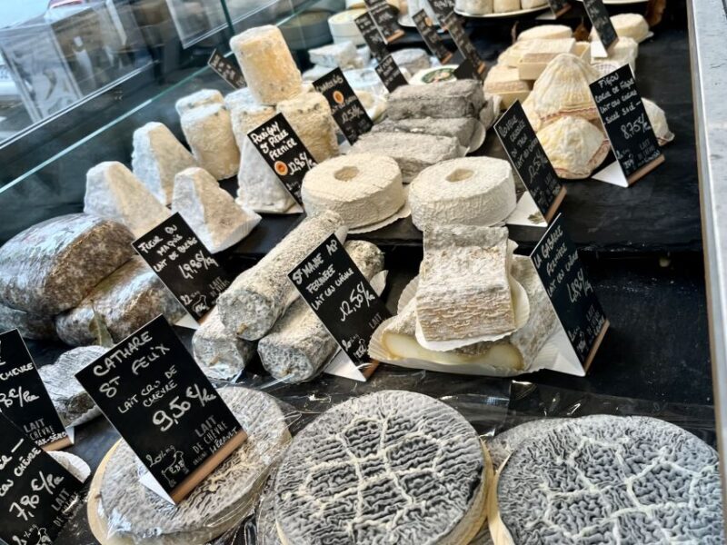 Paris: Guided Champagne & Food Tour in St-Germain-des-Pres - Price and Value Analysis