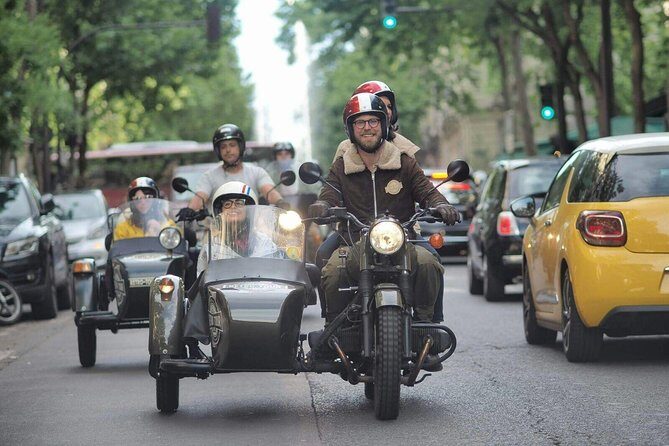Paris Highlights city tour on a vintage Sidecar Motorcycle - An In-Depth Look at the Paris Highlights Sidecar Tour