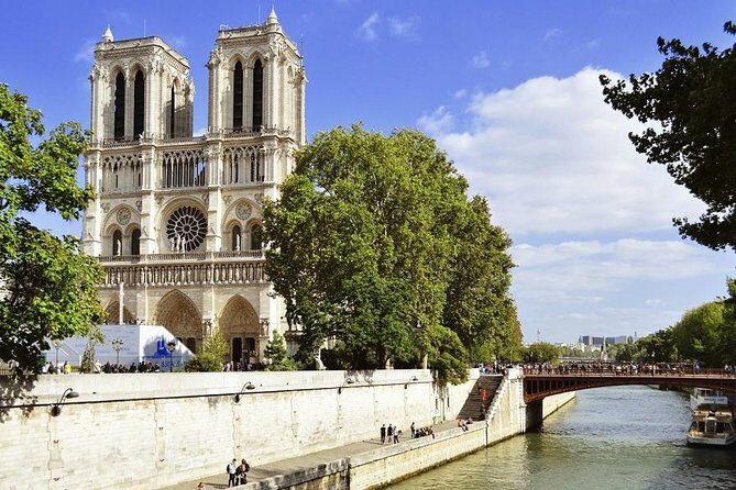 Paris Highlights Immersive Coach Tour - Who Will Love This Tour?