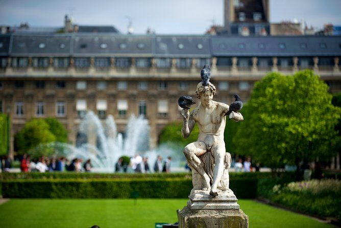 Paris Highlights Private Tour - All Paris in one day ! - Discovering the Louvre and Tuileries Gardens