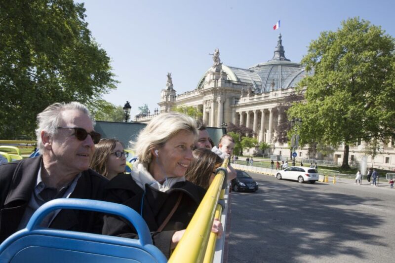 Paris: Hop-on Hop-off Bus Tour & Seine Cruise Bundle Tour - Exploring Paris with the Hop-on Hop-off Bus & Seine Cruise Bundle