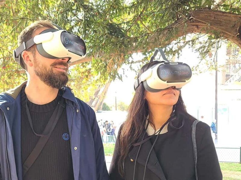 Paris : Immersive Eiffel Tower tour with virtual reality - Who Will Love This Tour?