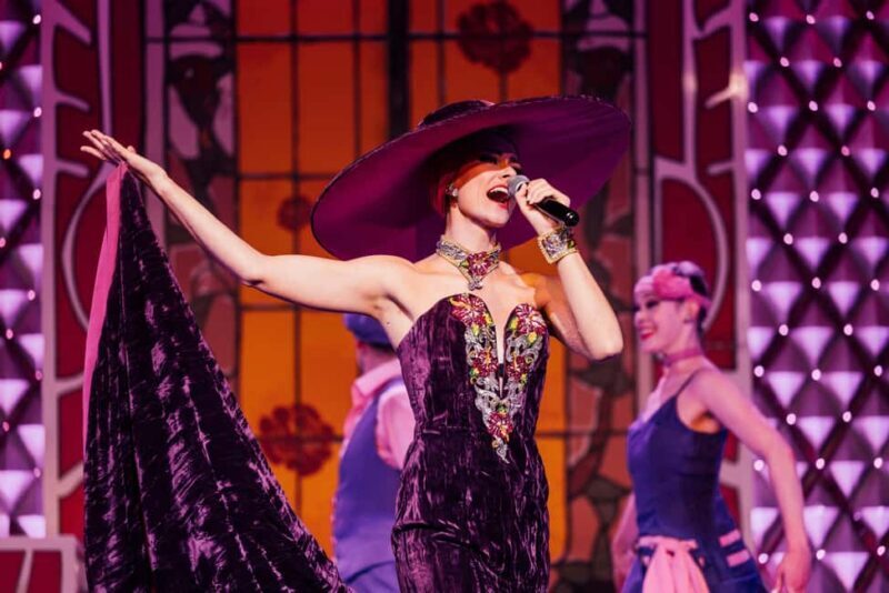 Paris: La Nouvelle Eve Cabaret Dinner Show - FAQs